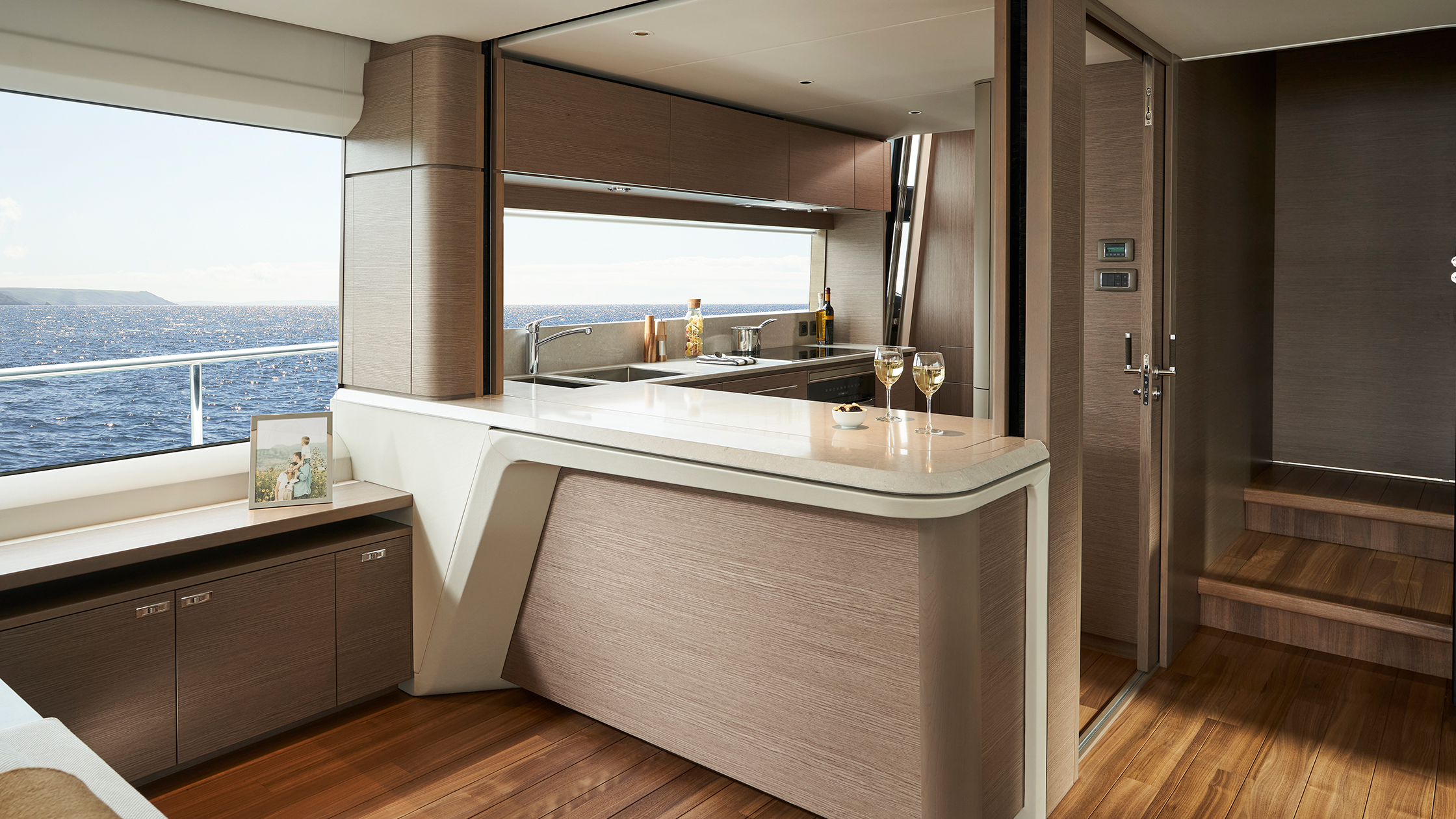 Y85 Luxury Motor Yacht - Y Class - Princess Yachts