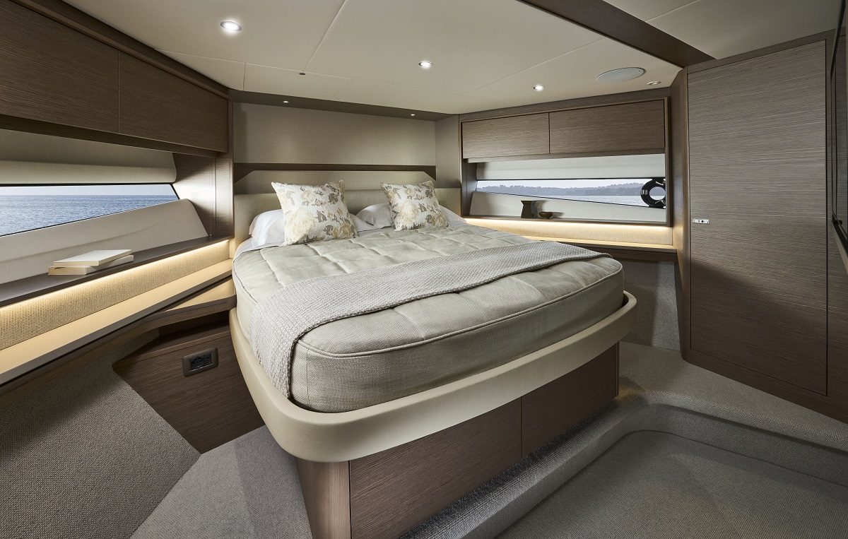 F58 Flybridge Yacht | 58ft Yacht | Princess Yachts