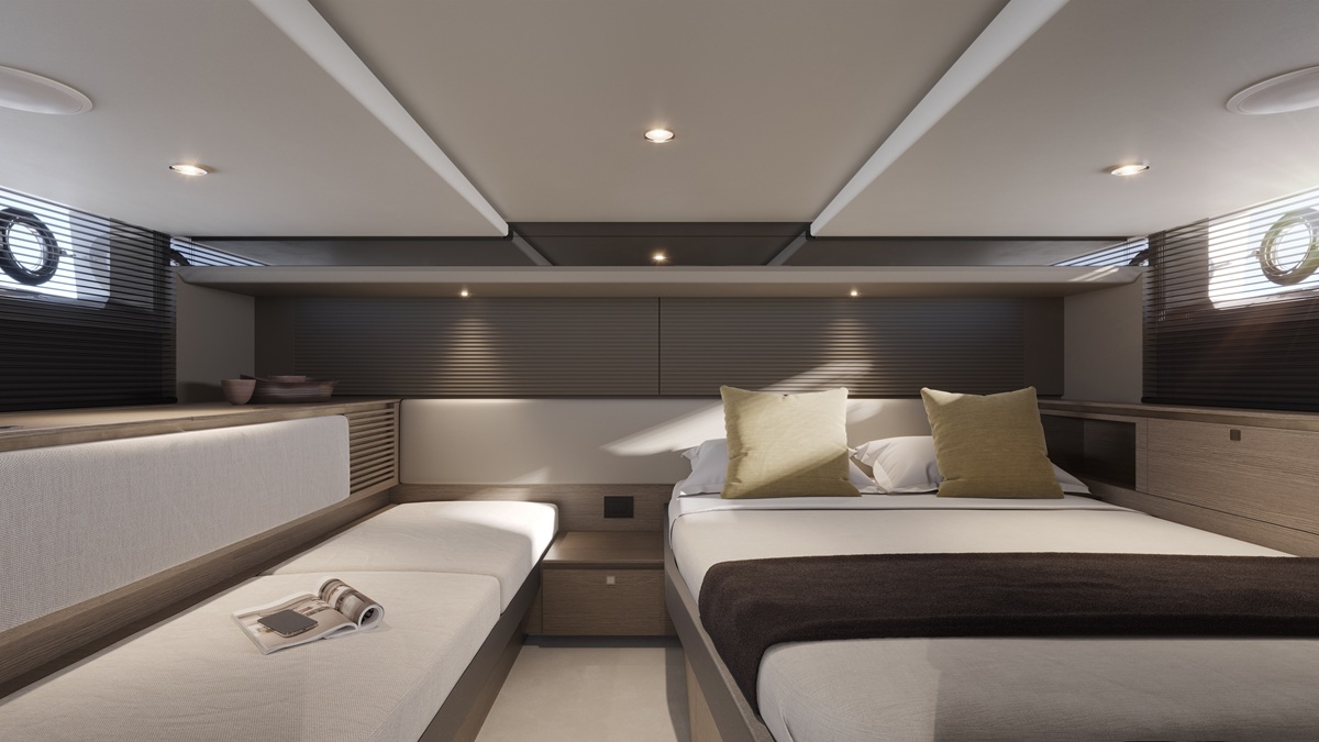 C48 Deck Saloon Luxury Motor Yacht | Princess Yachts